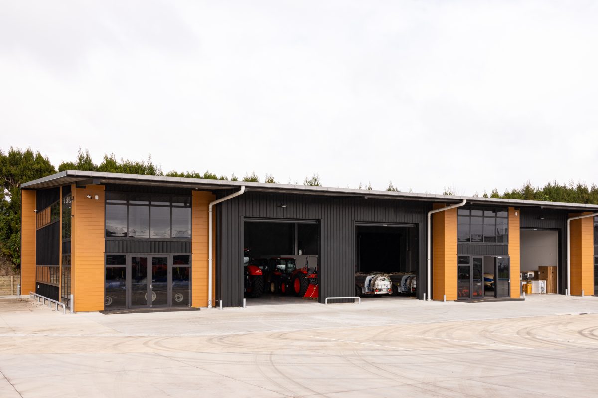 R & R Tractors - Construction Company - Coresteel